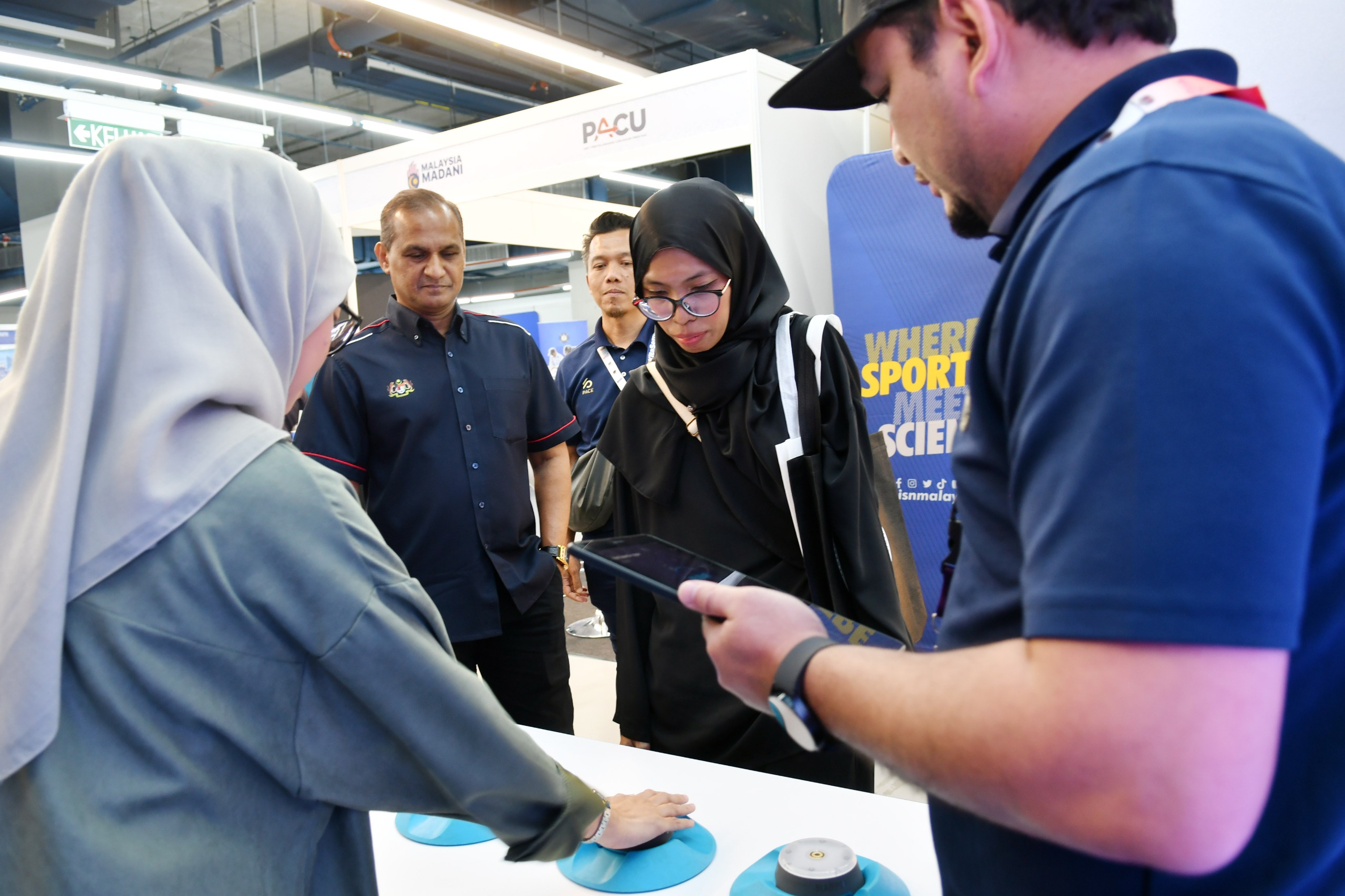 ISN Meriahkan Program MADANI Rakyat 2025 di Johor Bahru – Institut ...